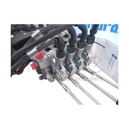 valve Walvoil DPX 100 4 functions 12VDC with levers max flow 120l/min