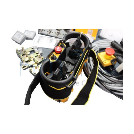 RADIO REMOTE CONTROLLER HETRONIC 4-FUNCTION WITH ACTUATORS 12V ...